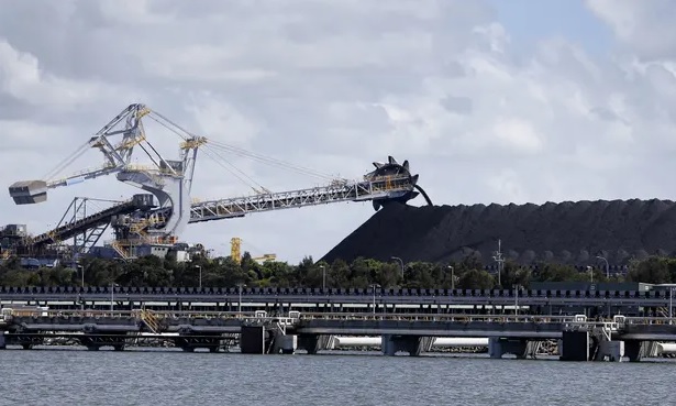 World’s largest coal port to be 100% powered by renewable energy | e-mc2.gr