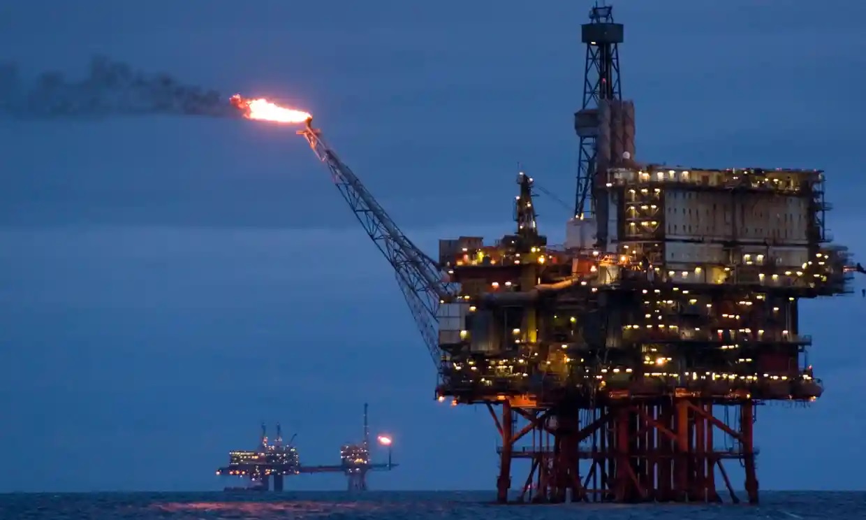 UK offers new North Sea oil and gas licences despite climate concerns ...